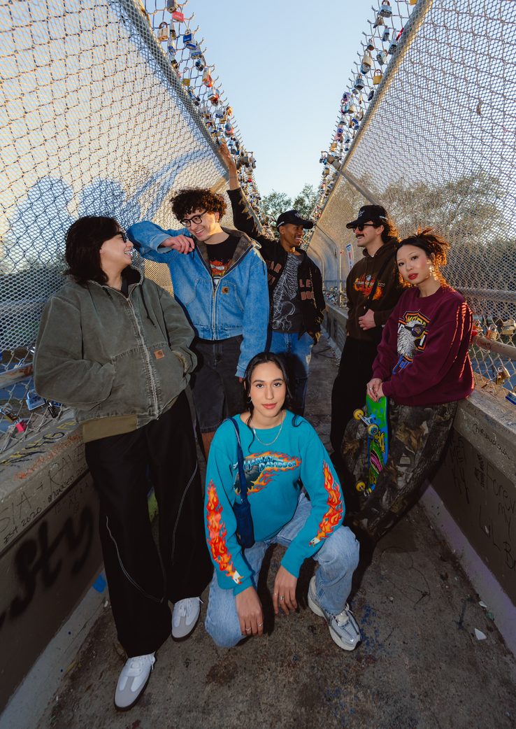 Access one of the world's largest vintage closets ♻️ – ThriftedThreads.com