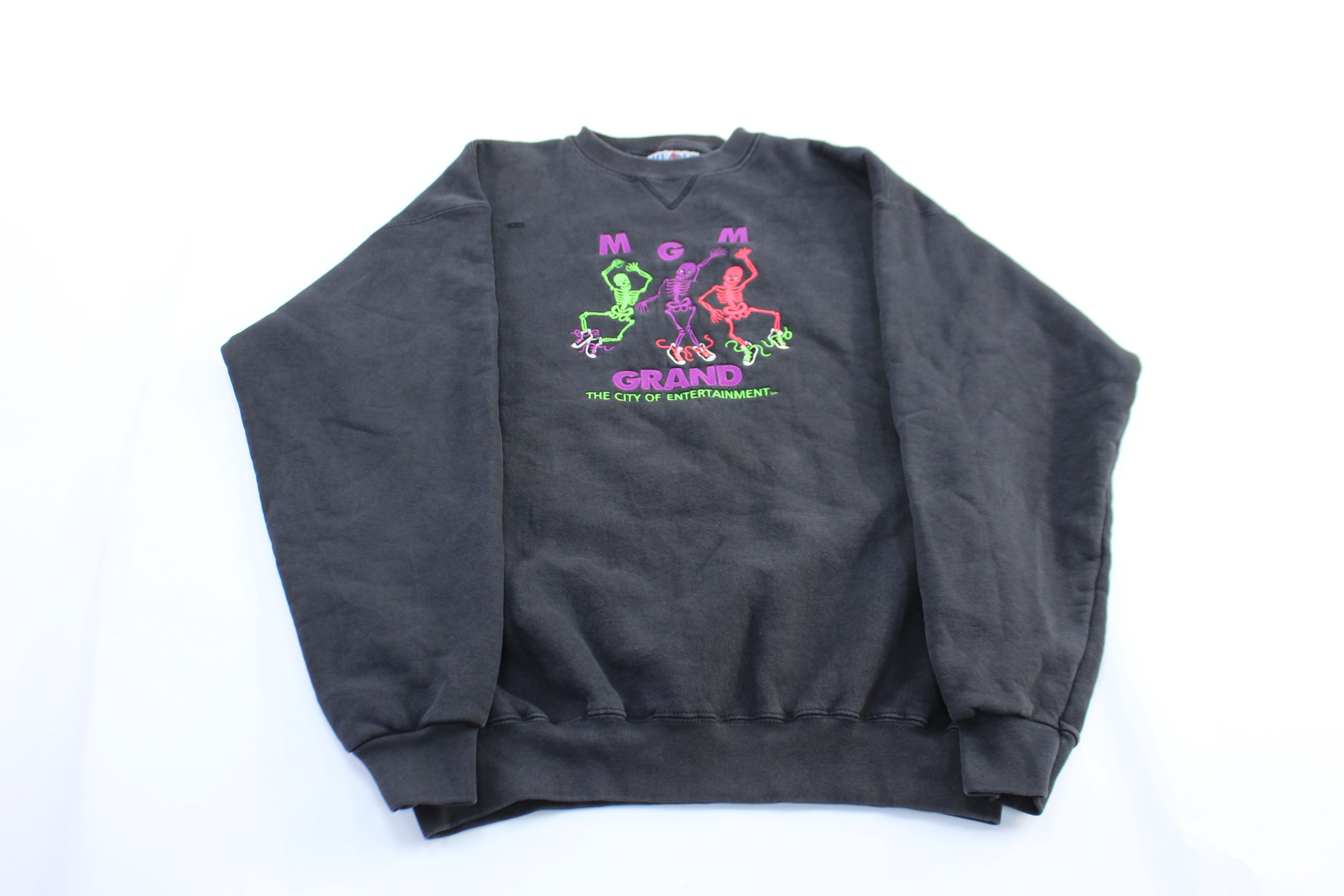 Vintage MGM Grand Embroidered Entertainment Sweatshirt ...