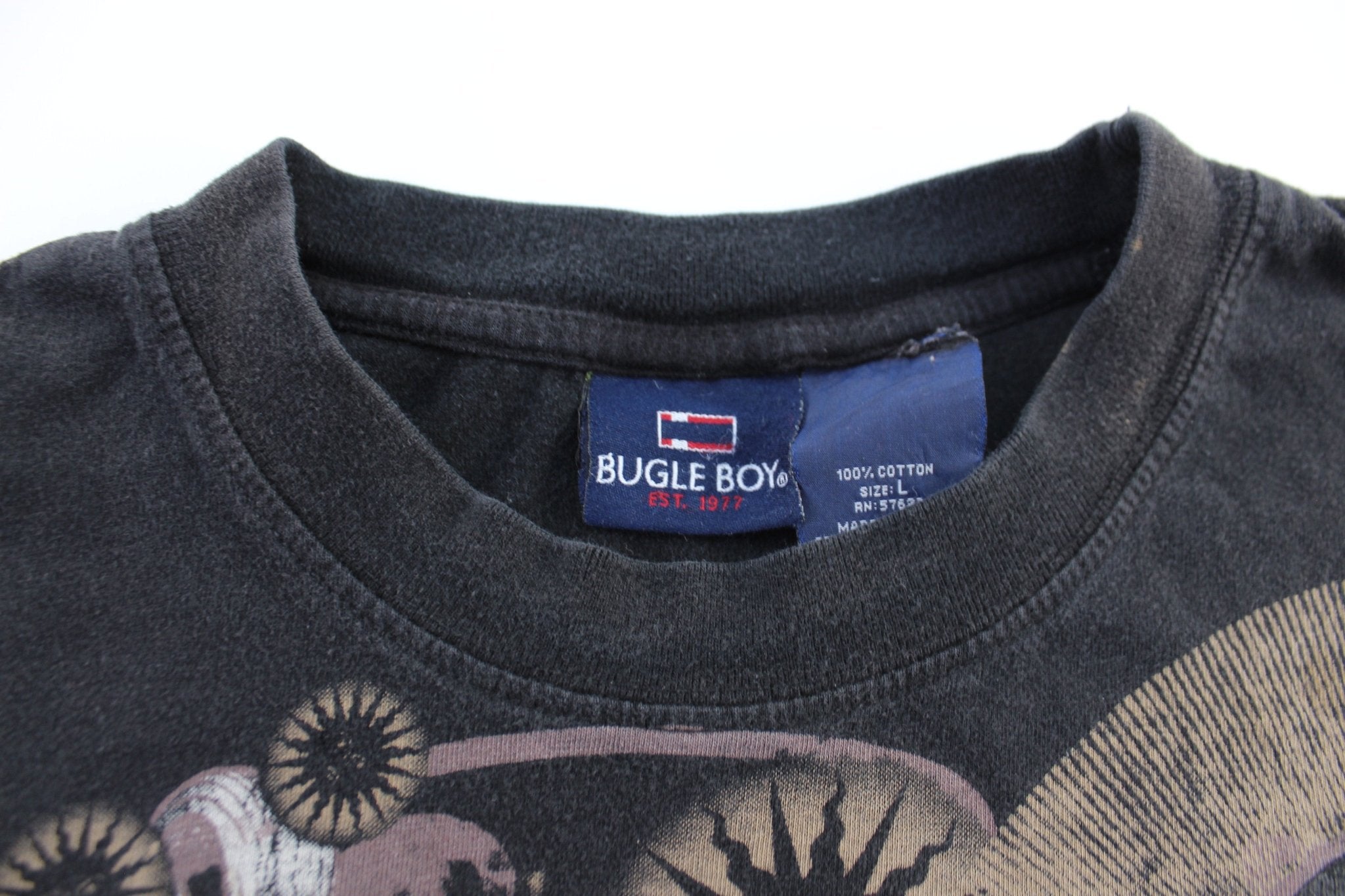 Bugle Boy Skulls Graphic T-Shirt – ThriftedThreads.com